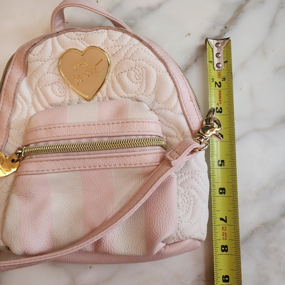 Betsey Johnson | Bags | Betsey Johnson Xox Betsey Mini White And Pink ...